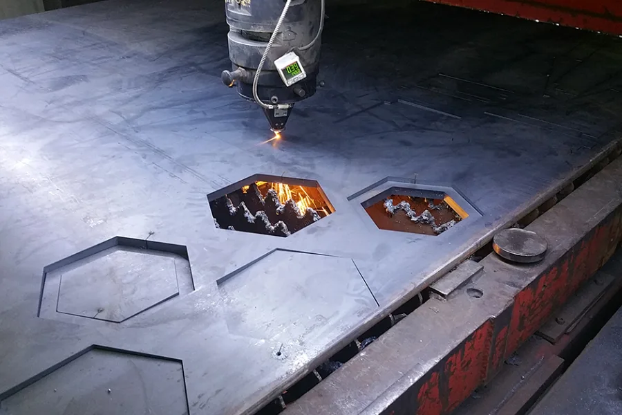 برش لیزر ورق آهن در تهران - برش ورق آهن با لیزر در تهران